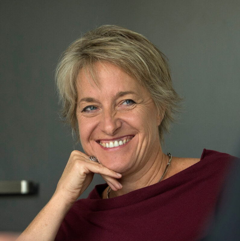 Els Demesmaeker | VindeenTherapeut.be