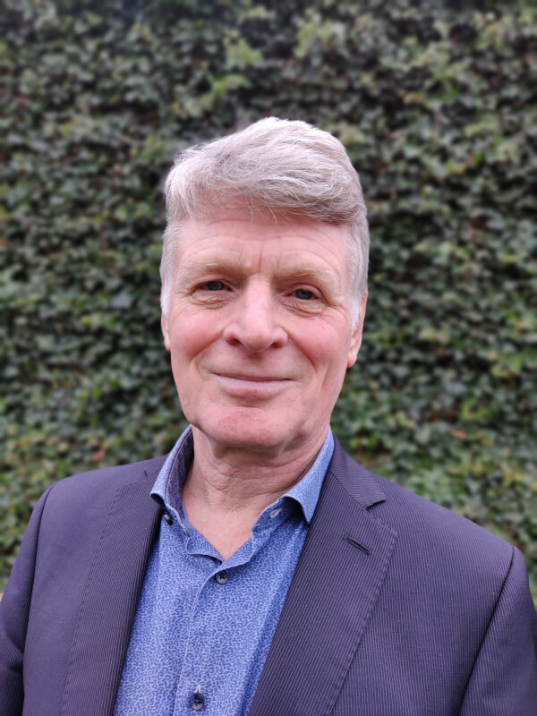 Dolf van Wijk - QuintEssence Consulting | VindeenTherapeut.be